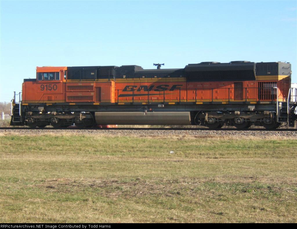 BNSF 9150